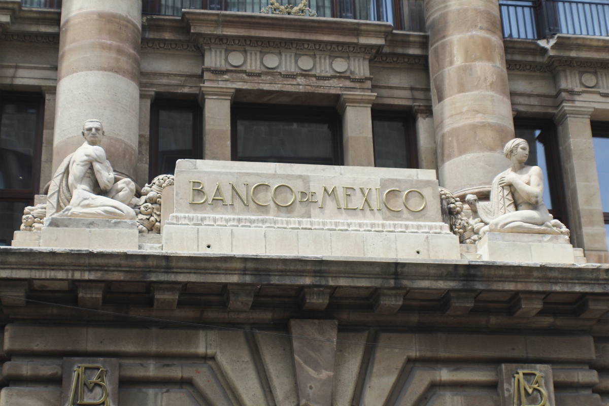 Aumento histórico de tasa de interés, Banxico la sube a 10% - Economía