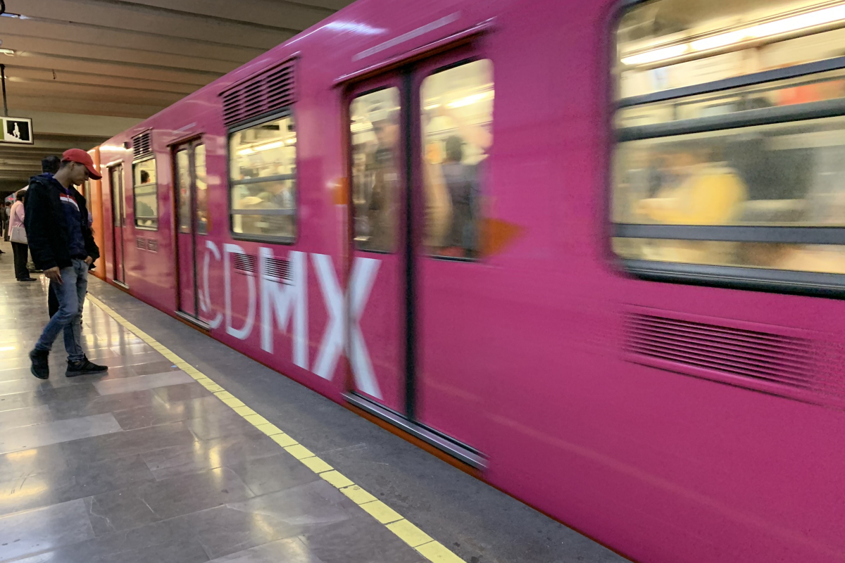 Celebra Metro 54 años, es el principal medio de transporte en la CDMX ...