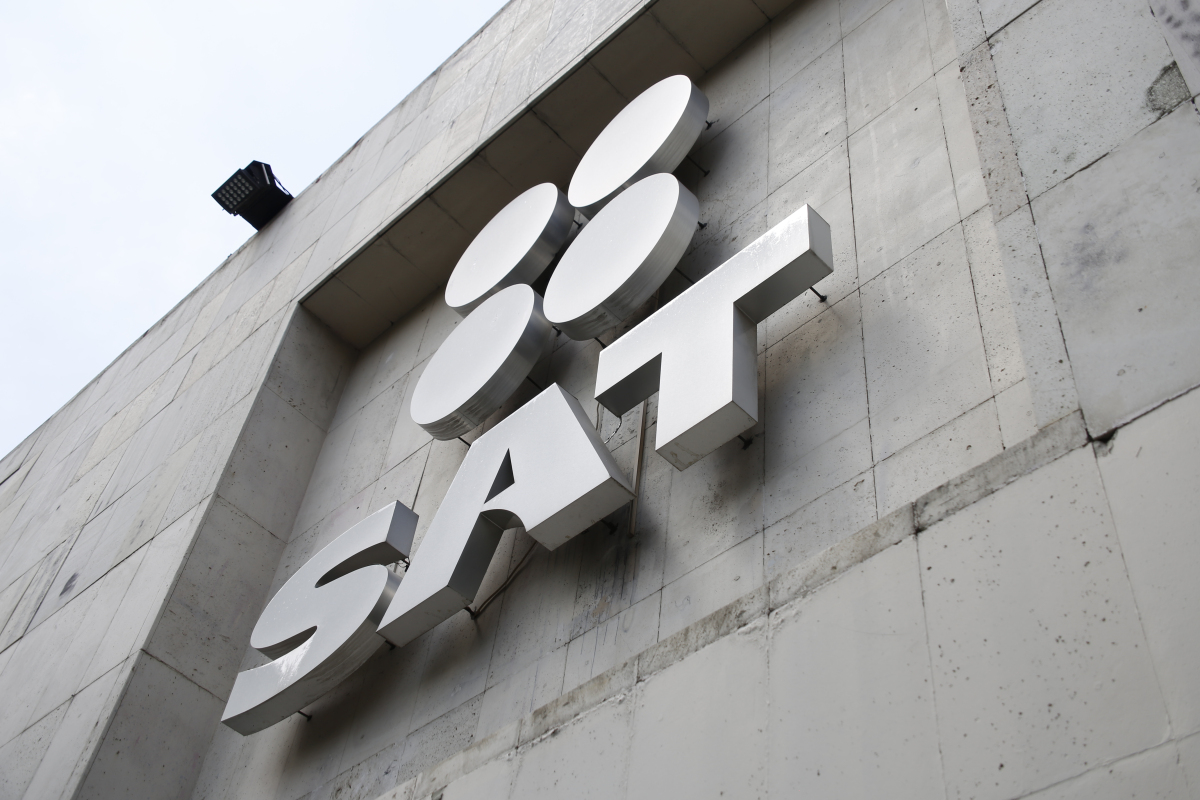 Guía para entender los trámites obligatorios del SAT para los ...