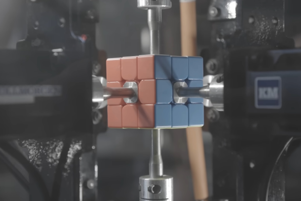 Purdubik’s Cube, el robot que logró resolver el cubo de Rubik en 0.1 ...